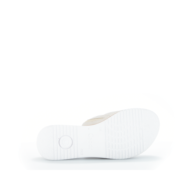 Gabor Shoes USA Style: 82.741